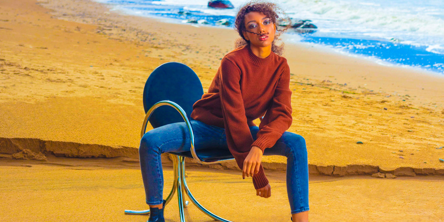 The PH Armchair: Armed for Comfort – Toneart Interior